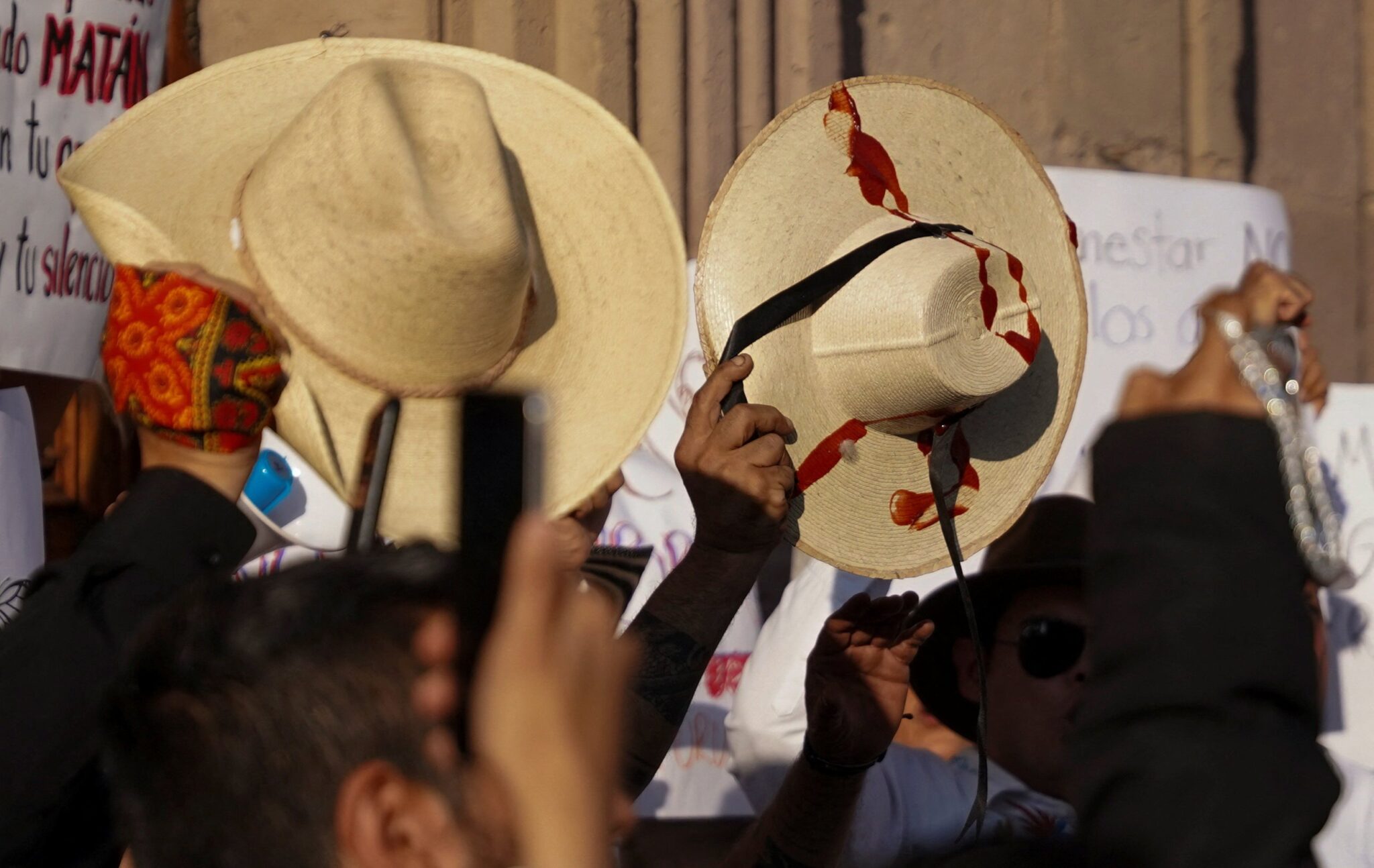 As conflicting versions of events emerge, Mexican diocese mourns ...